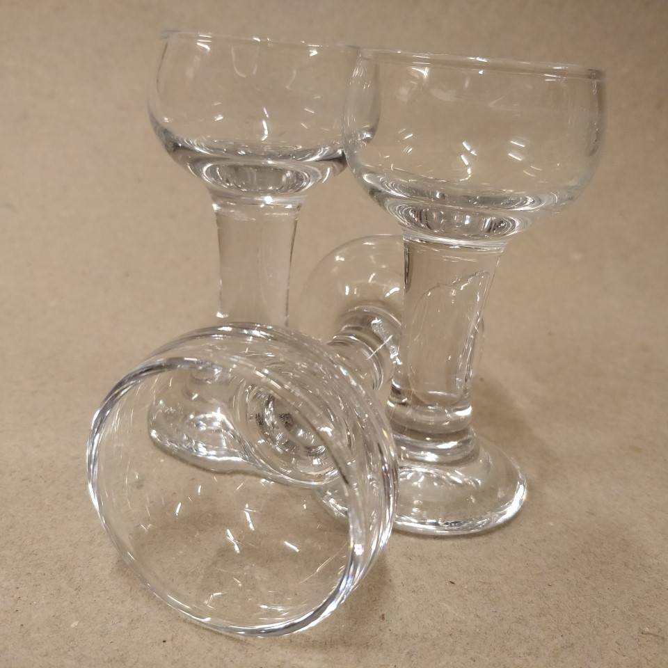 Kroglas, snapseglas.