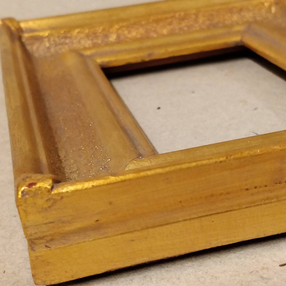 Dansk håndværk, gammel træ billed ramme i guld. Genbrug.