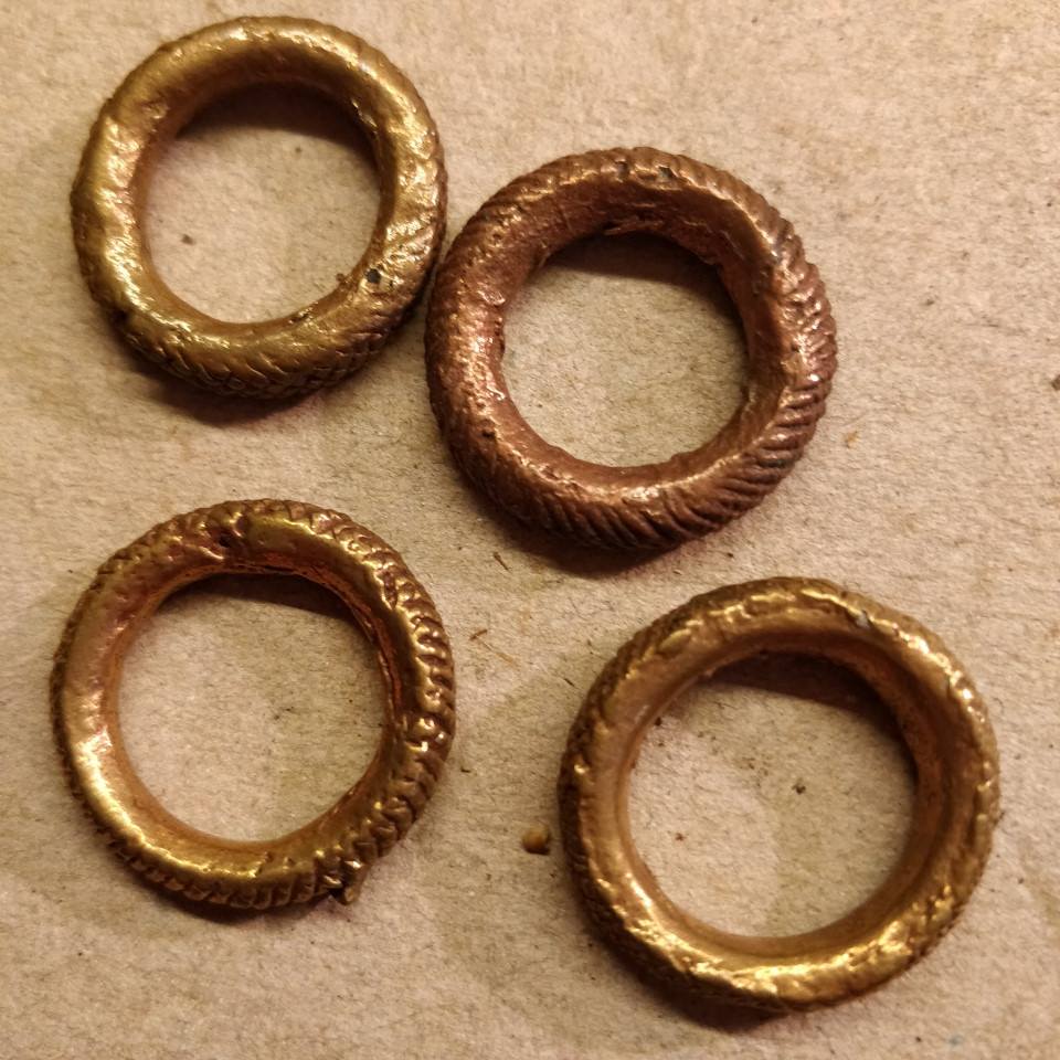 Gamle massive messing ringe fra Afrika.